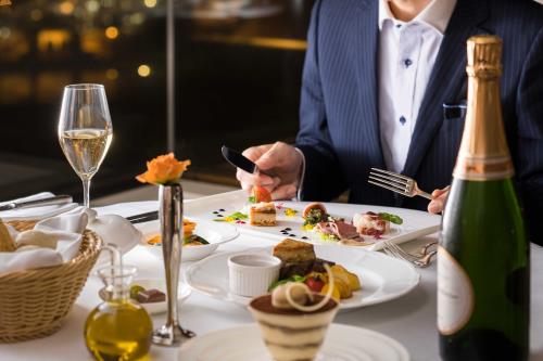 Christmas at Hotel Chinzanso Tokyo: A Magical Holiday Season | Hotel ...