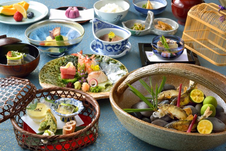 Dining Etiquette: How to Enjoy High-End Japanese Cuisine | Hotel ...